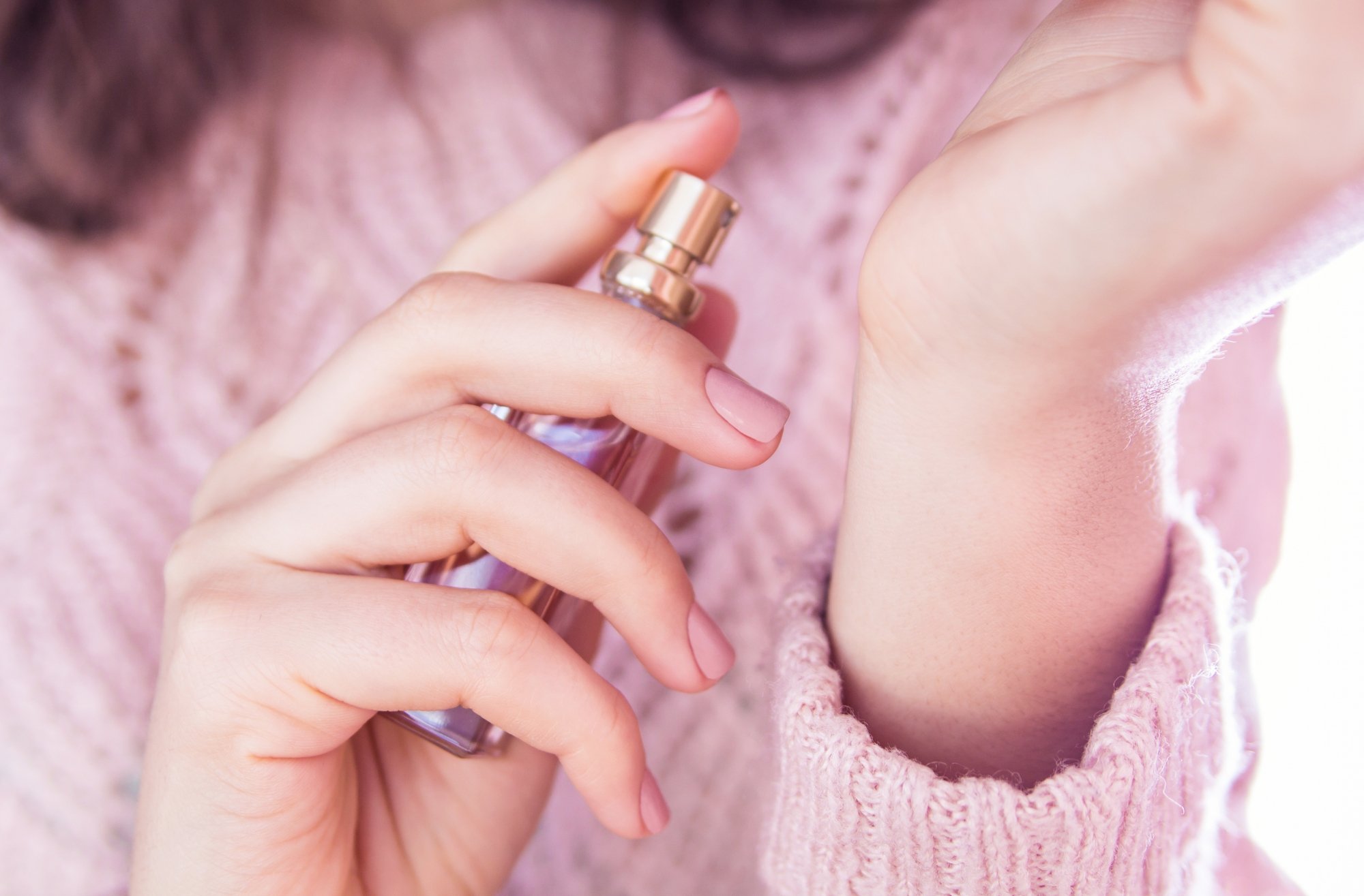 Faire tenir son parfum plus longtemps